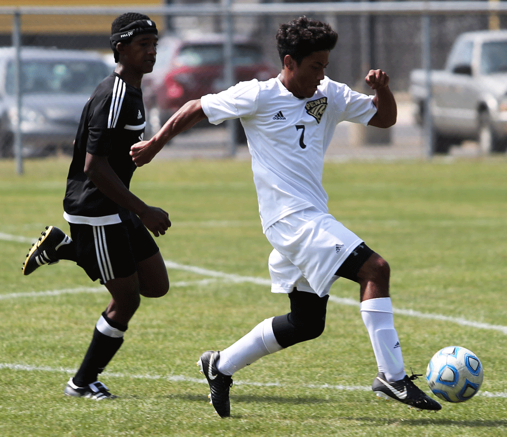 dorian-clayton-dribbling - Penn-Harris-Madison School Corporation